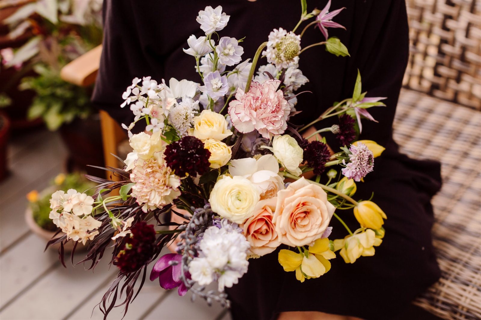 How to Open a Carnation - thefloralcoach.com