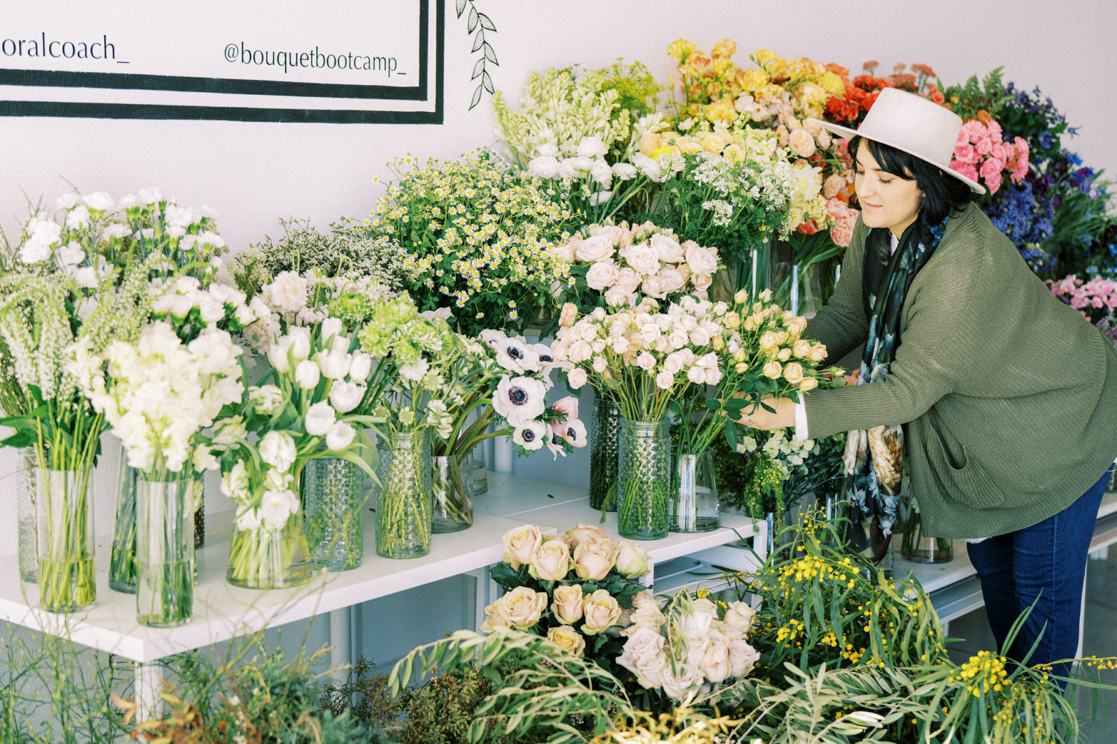 A Free Color Guide to the Cafe Latte Rose - thefloralcoach.com